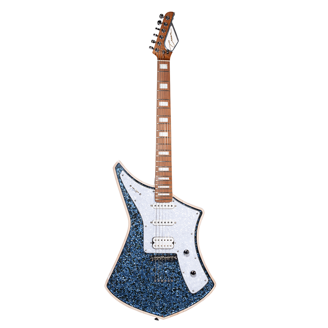 Revolver Sapphire – Cream Guitars